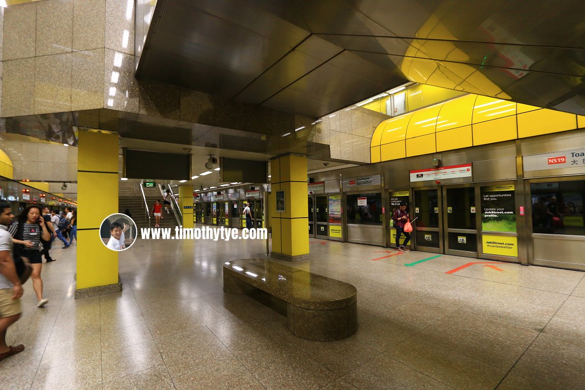 Toa Payoh MRT Station (NS19)